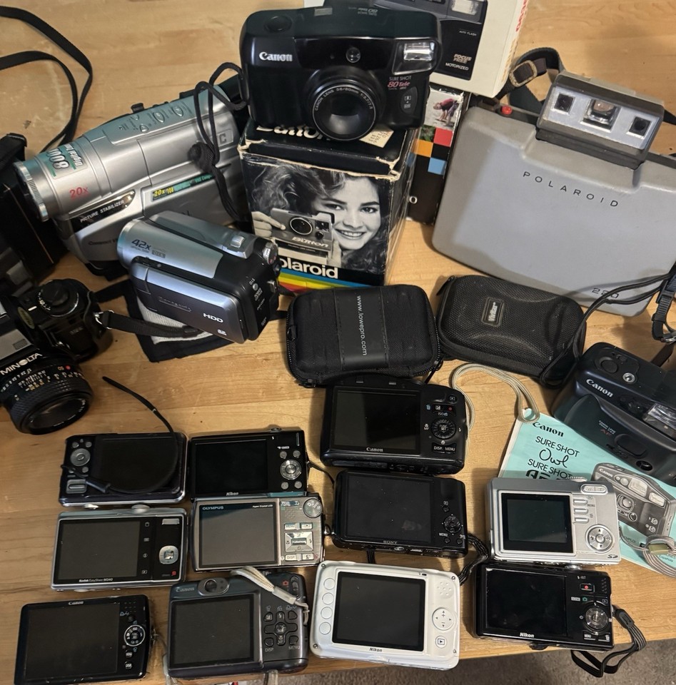Digital Camera Lot, Sony Cyber-Shot Sony Power Shot Nikon Cool Pix ...
