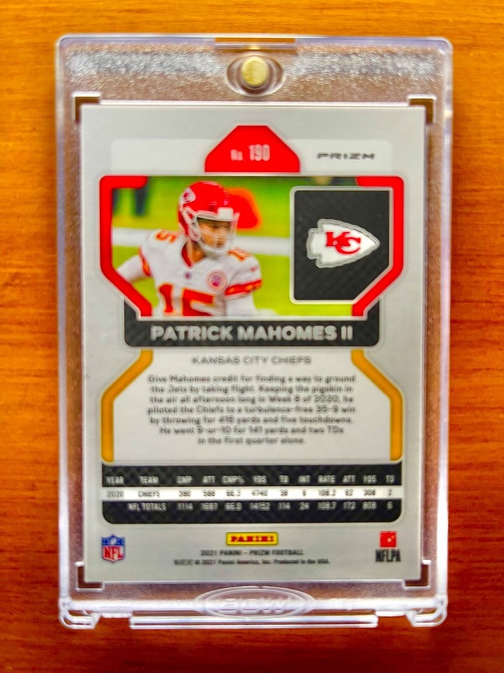 Patrick Mahomes RARE GREEN REFRACTOR INVESTMENT CARD PRIZM SUPER BOWL ...