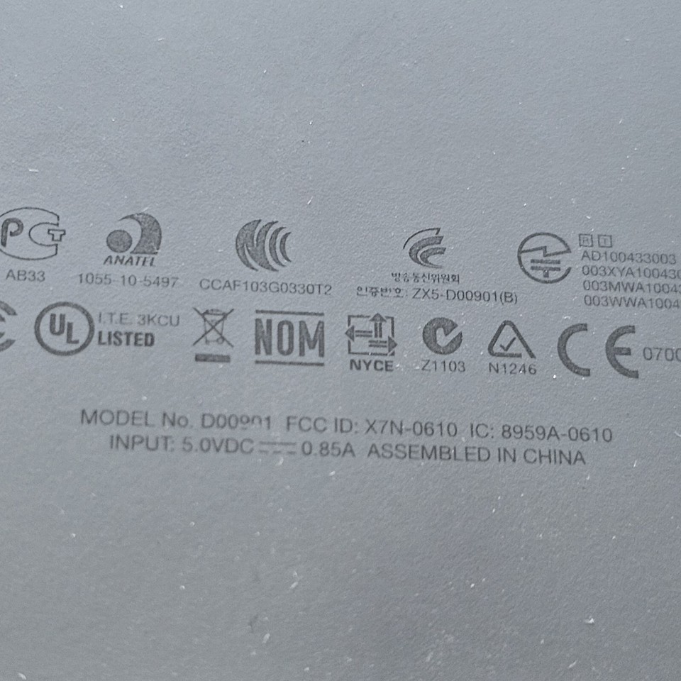 Amazon Kindle D00901 6" Display eBook Readers (LOT OF 2) FOR PARTS ONLY ...