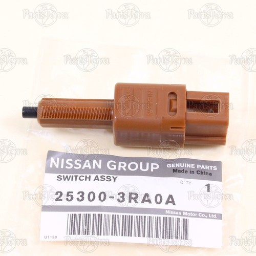 Genuine OEM Nissan KICKS Infiniti Q70 Brake Light Release Switch Assy ...