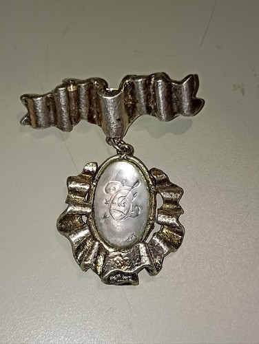 BROCHE "décoration" Signé Chantal Thomas VINTAGE COUTURE résine et ...