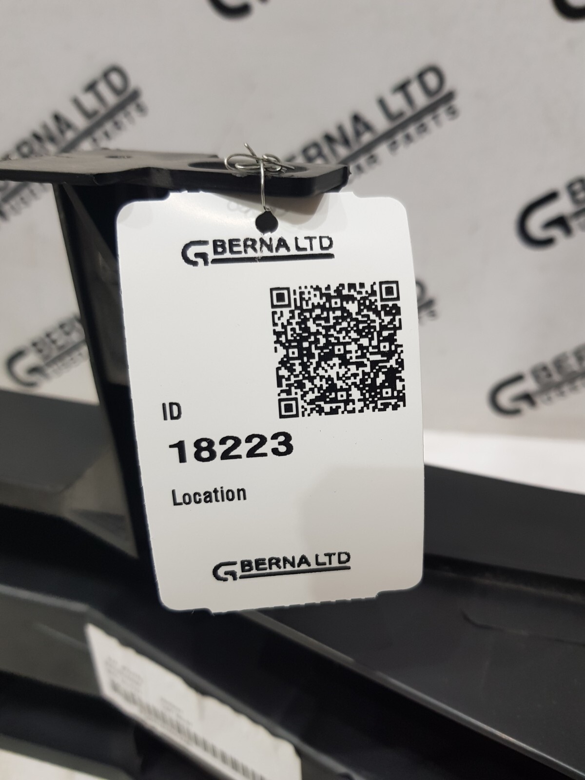 GENUINE RENAULT CLIO MK5 2019-2023 REAR BUMPER ABSORBER BAR 850906063R ...