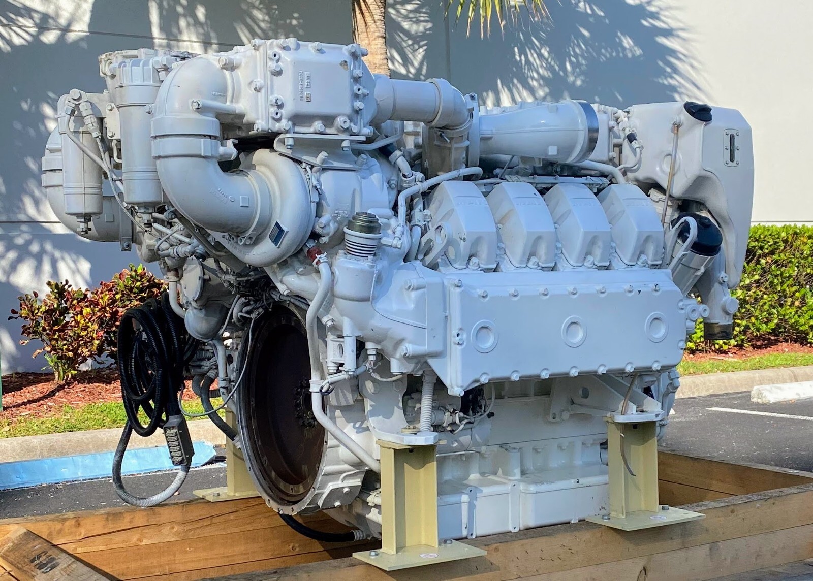 MAN D2868 LE433, Marine Diesel Engine, V-8 1200 HP @ 2300 RPM | eBay
