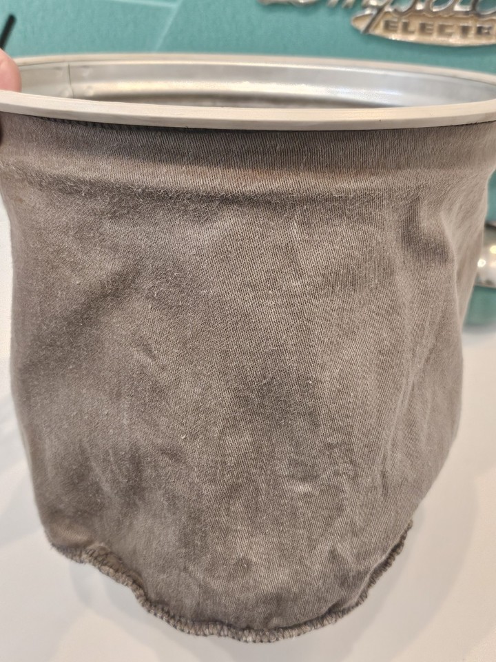 Vint. INTERSTATE COMPACT ELECTRA Interstate Model C-6 Canister VACUUM ...