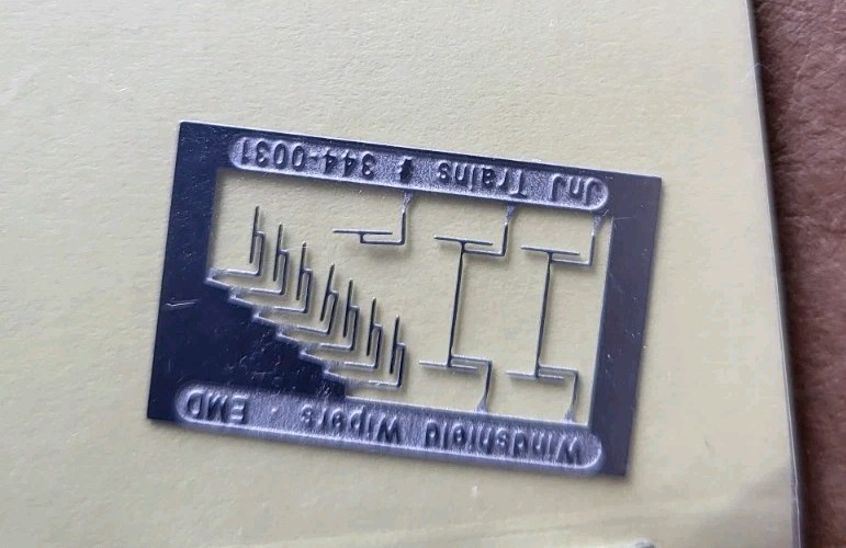 JNJ TRAINS N SCALE WINDSHIELD WIPERS EMD STYLE PKG/8 SINGLE + 2 DOUBLE ...