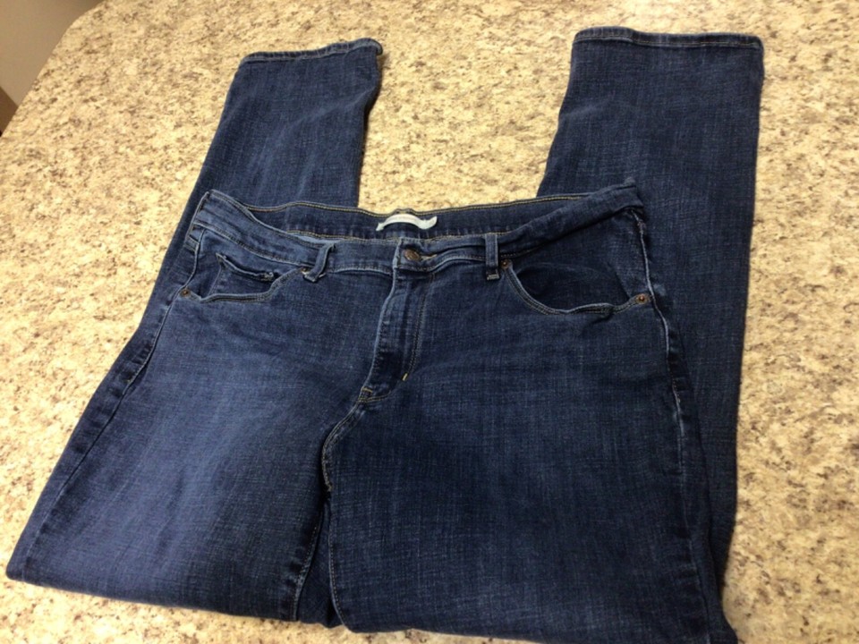 Levi's Classic Straight Fit Size 14M Blue Denim Stretch Dark Wash 32X30 ...