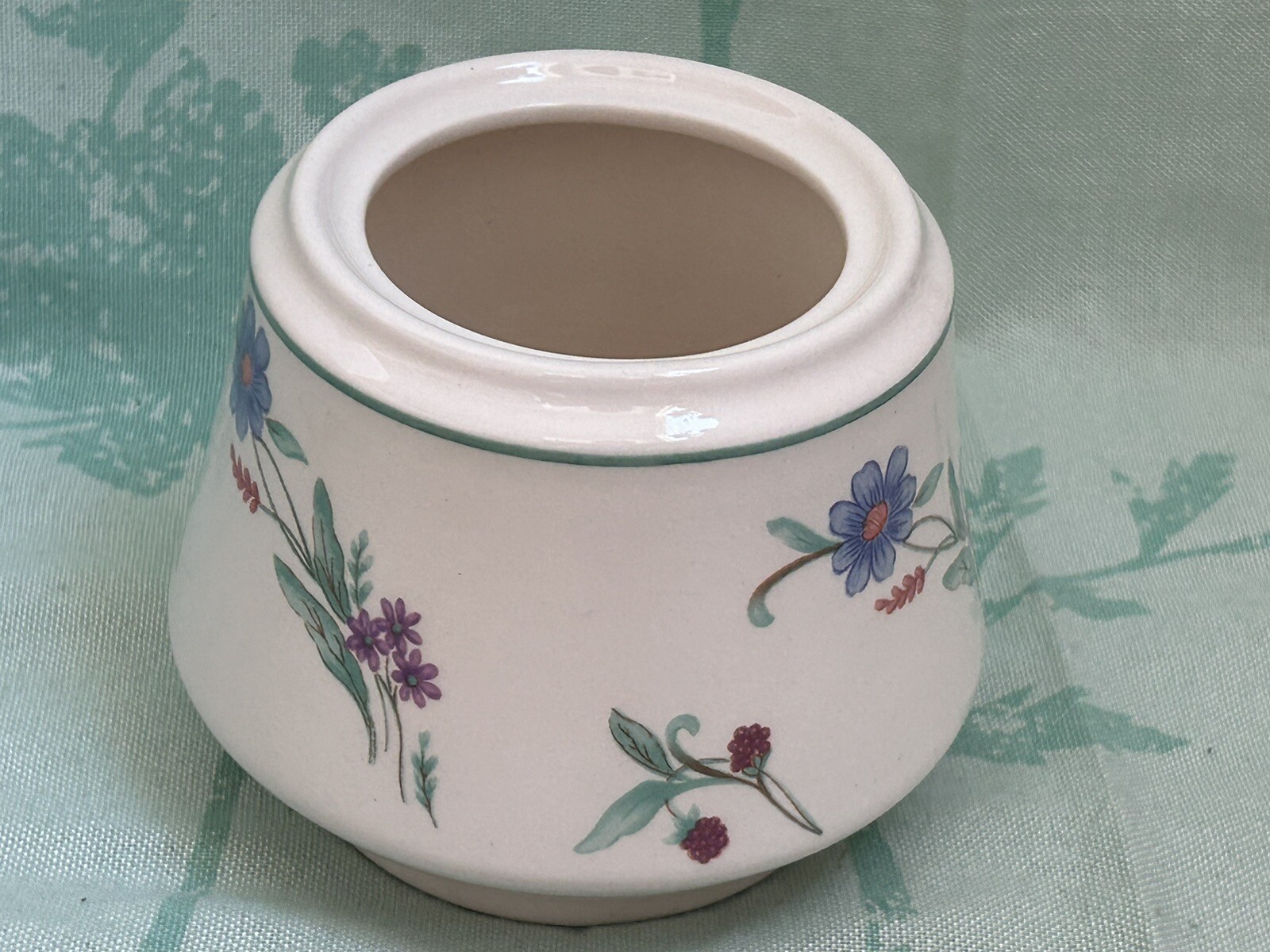 Vintage Oneida Ava Covered Sugar & Creamer Set | eBay