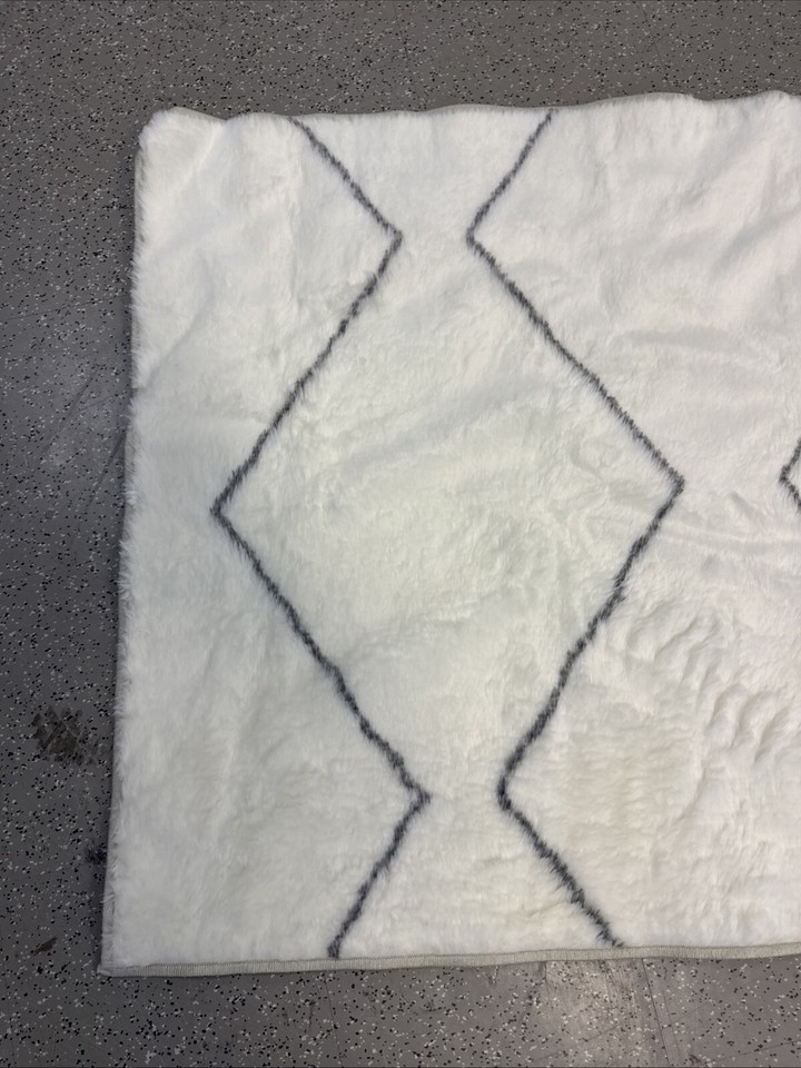 Ruggable Rug Washable 60x36” White Diamond | eBay