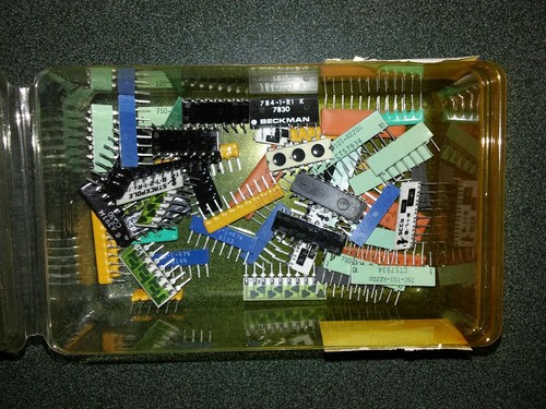 RESISTOR NETWORK VARIETY PACK ASSORTMENT. 2 EACH OF 25 DIFFERENT ...