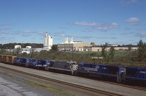 Orig slide GT Grand Trunk GTW EMD SD40 5910 no locaiton 1972 | eBay