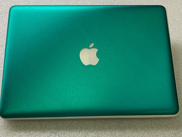 Apple Laptops Green