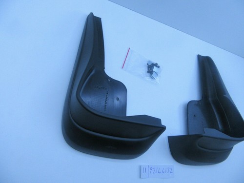 VY VZ SEDAN WAGON UTE SS SV6 SPACK SV8 CALAIS GENUINE MUDFLAPS PAIR ...