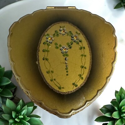 Collectible Cosmetic Compacts (1930-1949) for sale | eBay