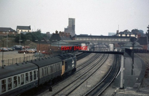 PHOTO CLASS 50 50023 AT NEWBURY HAVING FAILED THERE ON A SERVICE FROM ...