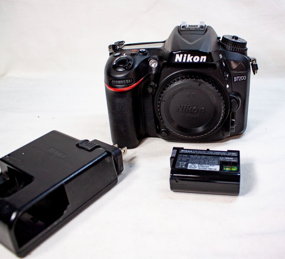 DSLR Cameras for Sale - New & Used Digital SLRs - eBay