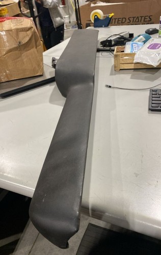 Chevy S10 Graphite Arm Rest Driver Side LH Door Panel Pull Handle ...