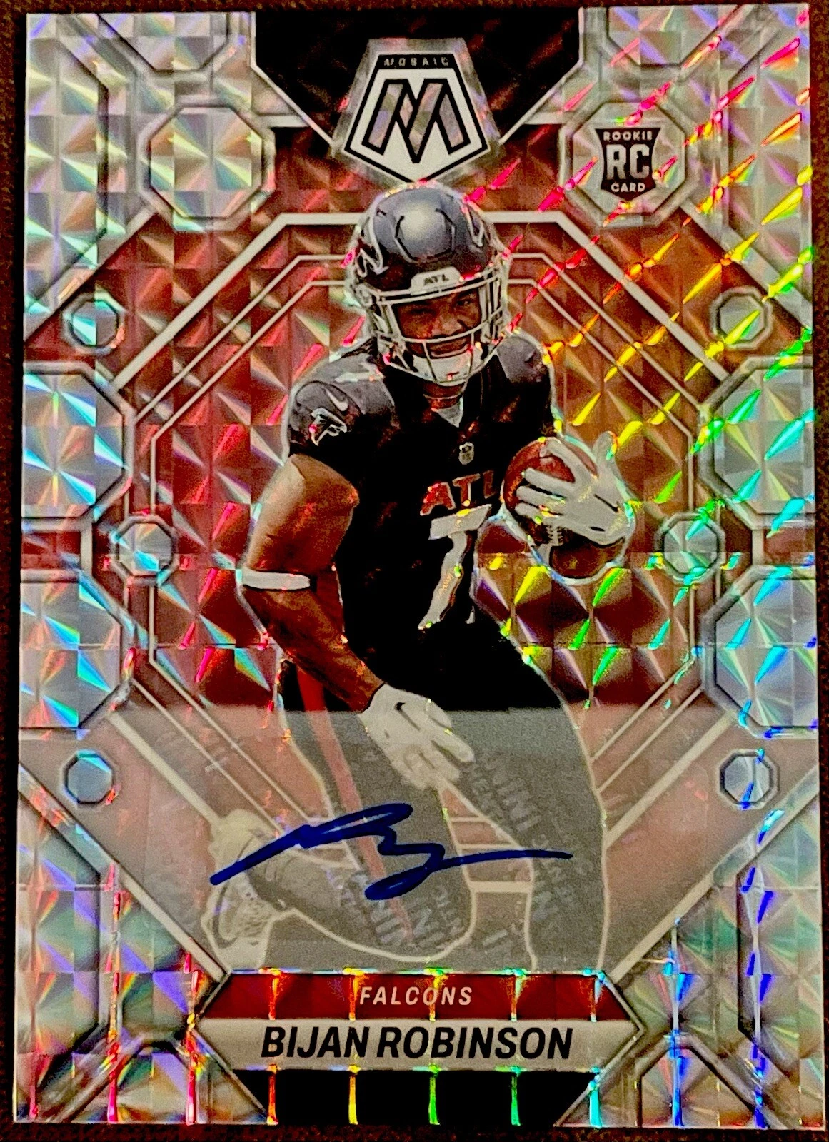 Bijan Robinson 2023 Mosaic #284 Rookie Autographs - Mosaic Price Guide ...