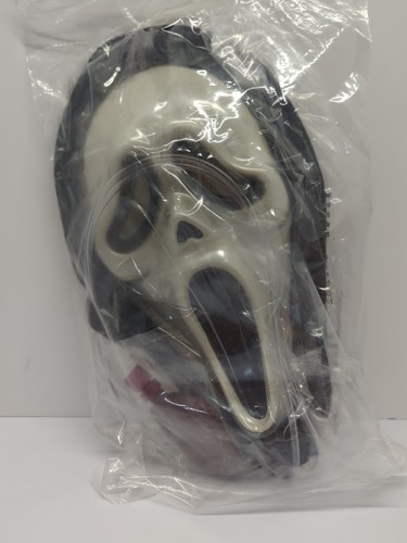 New! Fun World Scream Mask with Blood Heart Pump Ghost Face Bleeding ...