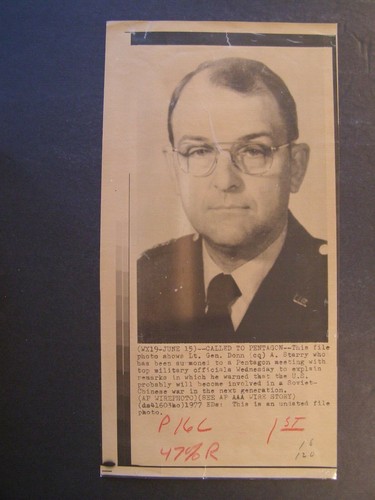 AP Wire Press Photo 1977 Lt Gen Donn A Starry Warned that US Soviet ...