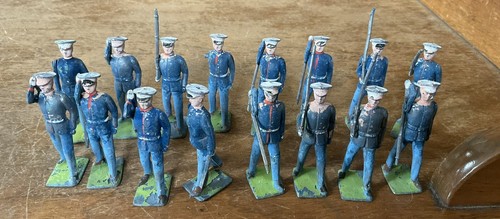 VINTAGE BRITAINS LEAD TOY SOLDIER SET OF 16 US MARINES USMC WITH PIVOT ...