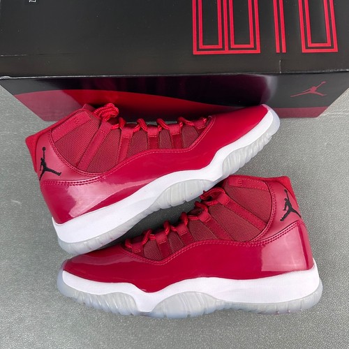 Air Jordan AJ11 "Gym Red" - The Christmas season's brightest red color ...