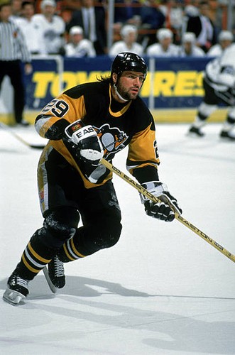 Phil Bourque Pittsburgh Penguins skates against the Los Angeles Ki- Old ...