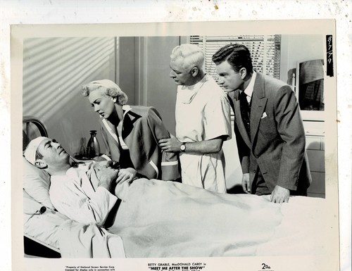 8X10 B&W PHOTO OF-SCENE-BETTY GRABLE & EDDIE ALBERT &MACDONALD CAREY ...