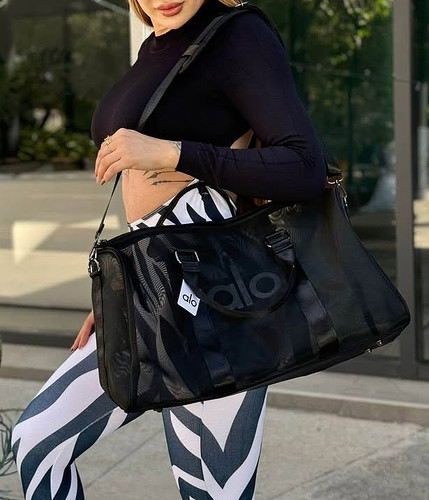 ALO Yoga Mesh Duffle Bag NWT – Lightweight Black Gym & Travel Tote | eBay