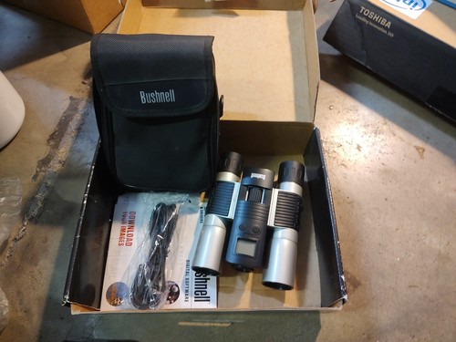 Bushnell Binoculars Built-In Digital Camera 8x30 Model #11-8313 | eBay