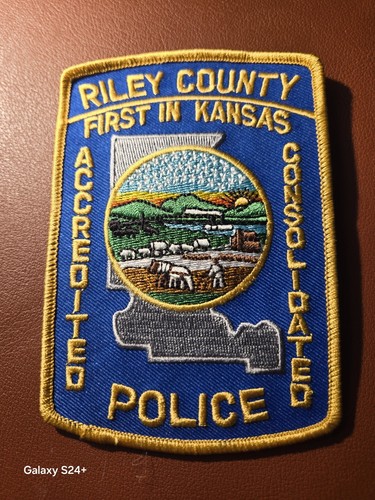 RILEY COUNTY KANSAS KS POLICE PATCH | eBay