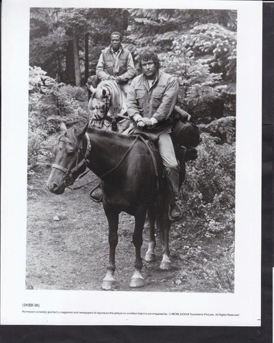 Sidney Poitier Tom Berenger Shoot to Kill 1988 movie photo 50085 | eBay