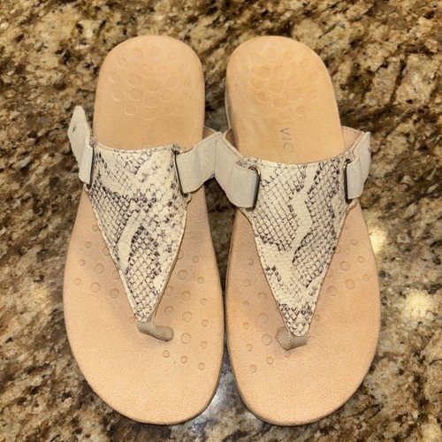 Vionic Wanda Cream T Strap Snakeskin Sandal Flip Flop Women's size 9 NEW!!!