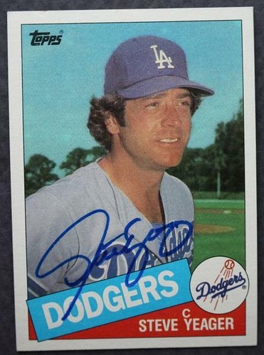 Los Angeles Dodgers Steve Yeager signed autographed 1985 Topps Baseball ...