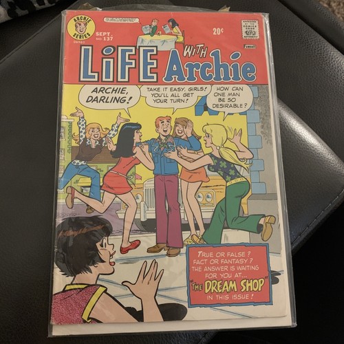 Life with Archie (1958 series) #137 in Very Good + condition. Archie ...