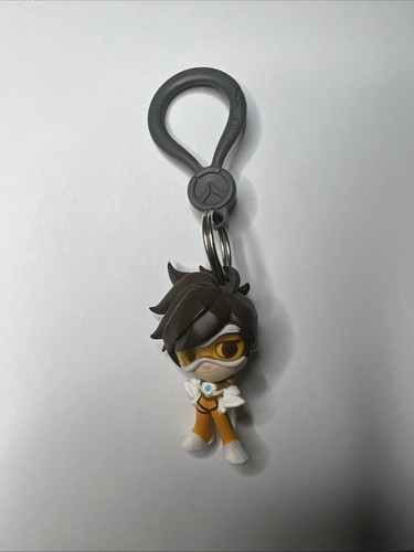 BLIZZARD- Overwatch Backpack Hanger Mini - Series 1 - Tracer | eBay