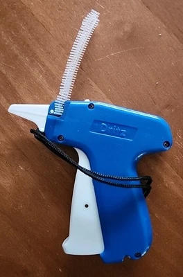 Used Dritz Sewing / Quilter's Basting Gun | Grelly USA