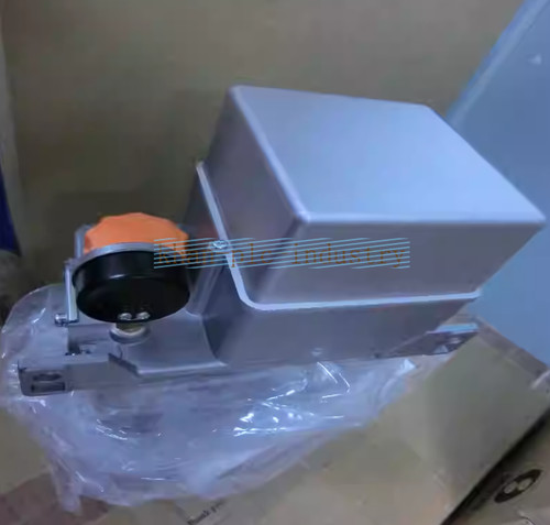 1PC NEW For LCB4-011B LCB4011B Lubrication Pump 2L | eBay