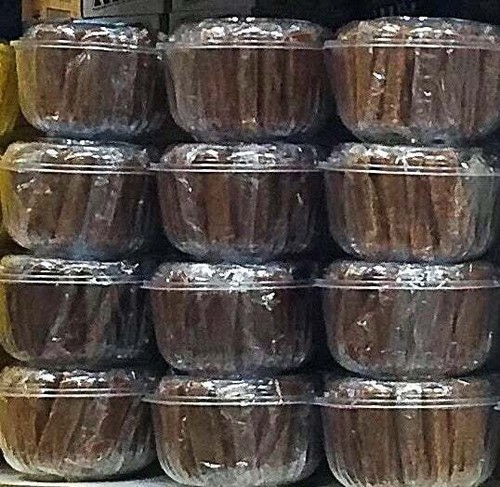 Bowl of (20) Pieces of Black Coconut Candy (Dulce de Mampostial) | eBay