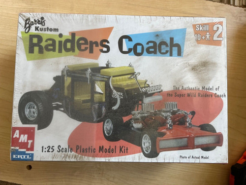 AMT 1:25 Raiders Coach | eBay