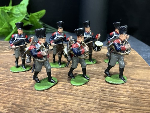 Vintage WW2 Lead Soldiers. Set Of 7 Marching Band drums and horns. Rare ...