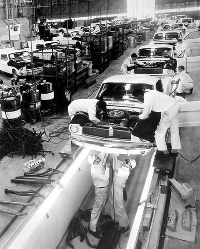 Shelby MUSTANG Classic Car Manufacturing Factory Assembly Line Picture ...