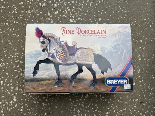 New NIB Breyer #79197 The Great Horse in Armor Black Medieval Knight ...