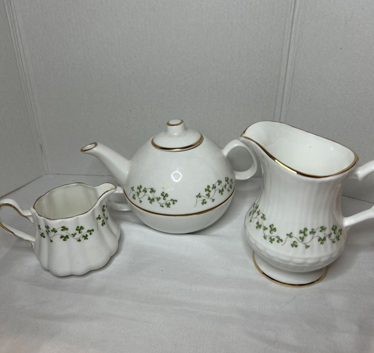Shamrock Teapot Royal Tara Shamrock Spiral - 22 Oz Bone China, Celtic ...