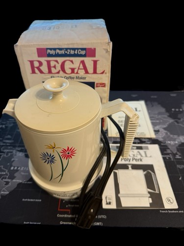 Vintage - 7503 Regal Poly-Perk 2-4 cup Coffee Percolator White w ...