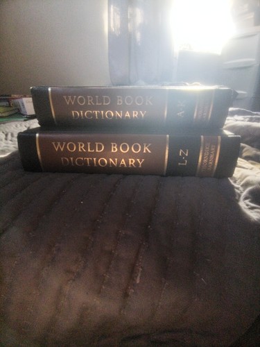 World Book Dictionary 1979 Vintage 2 Volume Set Thorndike Barnhart Hardcover | eBay