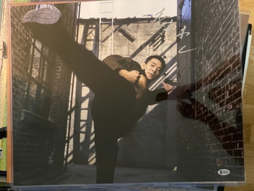 JET LI SIGNED 16X20 PHOTO KUNG FU MARTIAL ARTS BECKETT BAS AUTOGRAPH ...