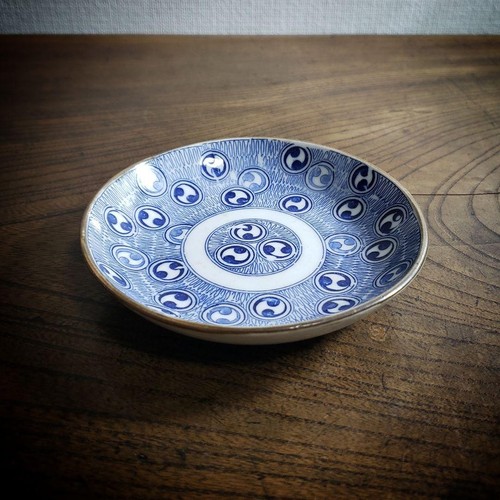 Small Dish Tomoe Pattern Meiji Taisho Imban-de Sometsuke Two Tomoe Rust ...