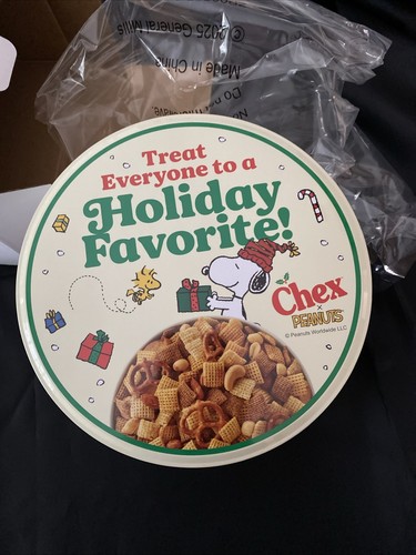 General Mills CHEX MIX TIN 2025 Peanuts Gang Snoopy Holiday Tin NEW IN ...