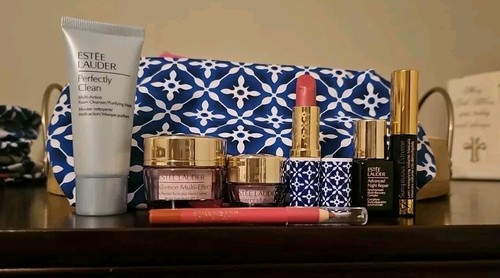 8 Estee Lauder Resilience Lift Eye Creme, Perfectionist Pro Cleanser ...