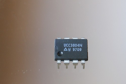 25pcs UCC3804N Low Power Bicemos Current Mode PWM UNITRODE | eBay